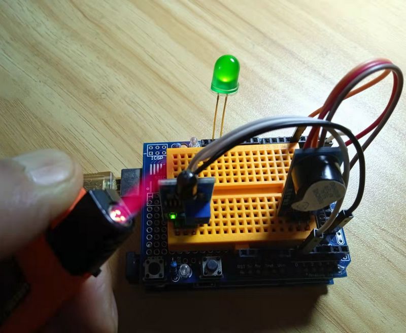 【雕爷学编程】arduino动手做（49） 有源和无源蜂鸣器模块4 Makelog造物记