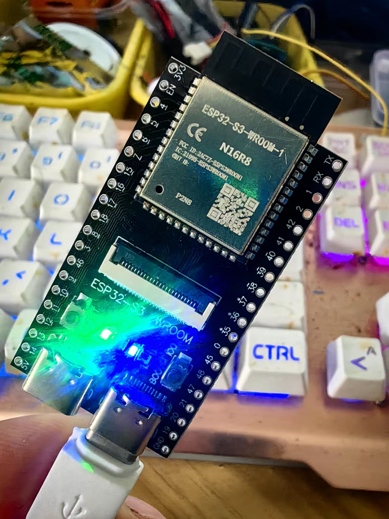 【花雕学编程】arduino动手做(232) Esp32 S3 Cam旋转增量编码器模块带防抖的中断计数器 Makelog造物记